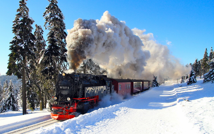 Ski Train – The Global Explorers Club